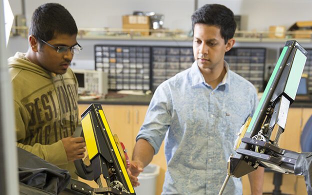 Ten innovative ways to talk technical to non-techies - The Field Engineer