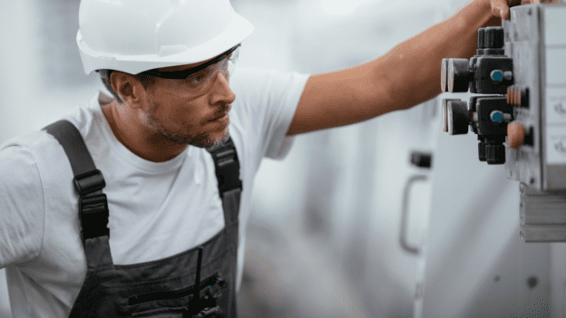 How to select Engineers who thrive in the Field - The Field Engineer