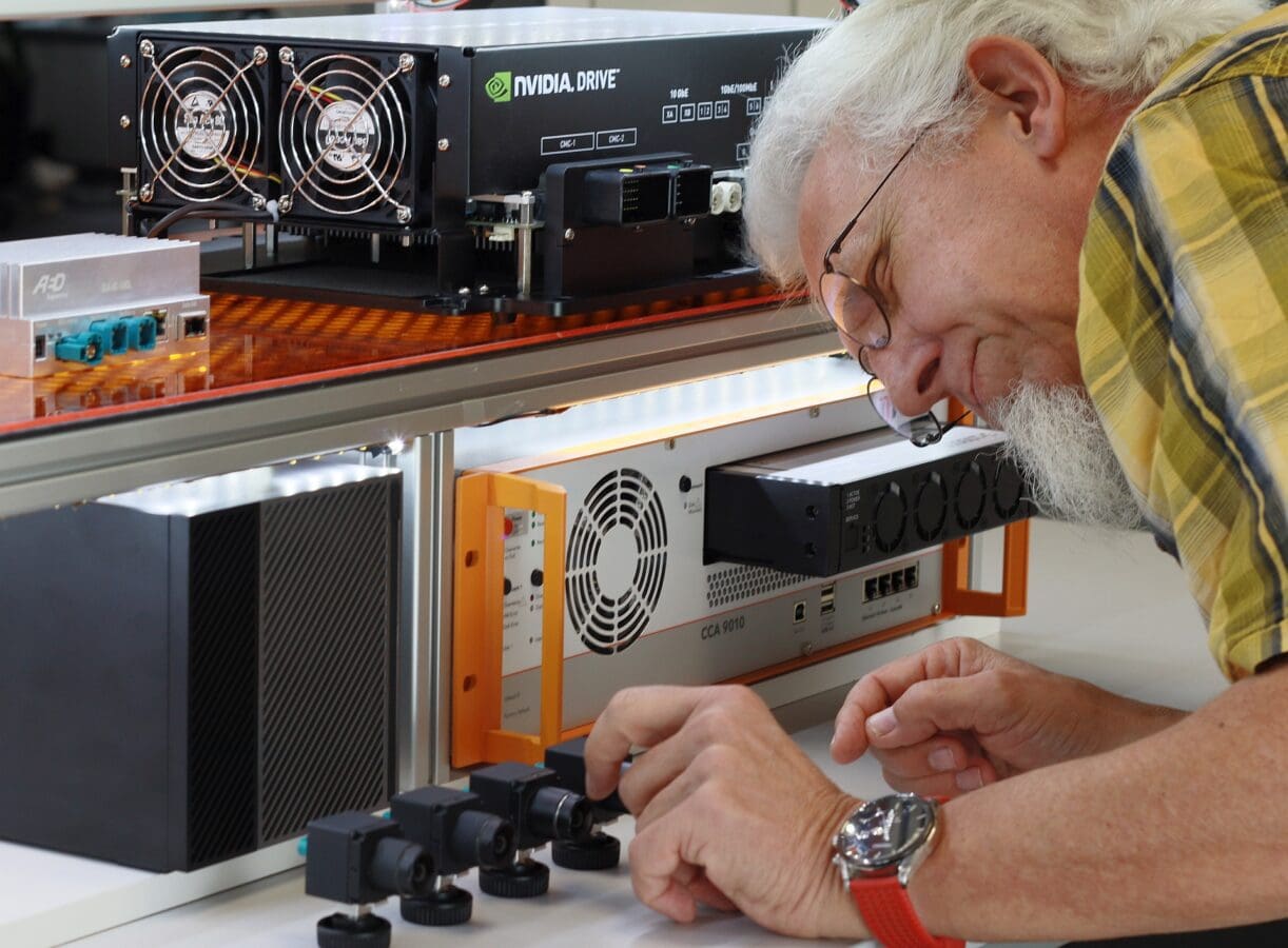 What makes a great Field Applications Engineer? - The Field Engineer