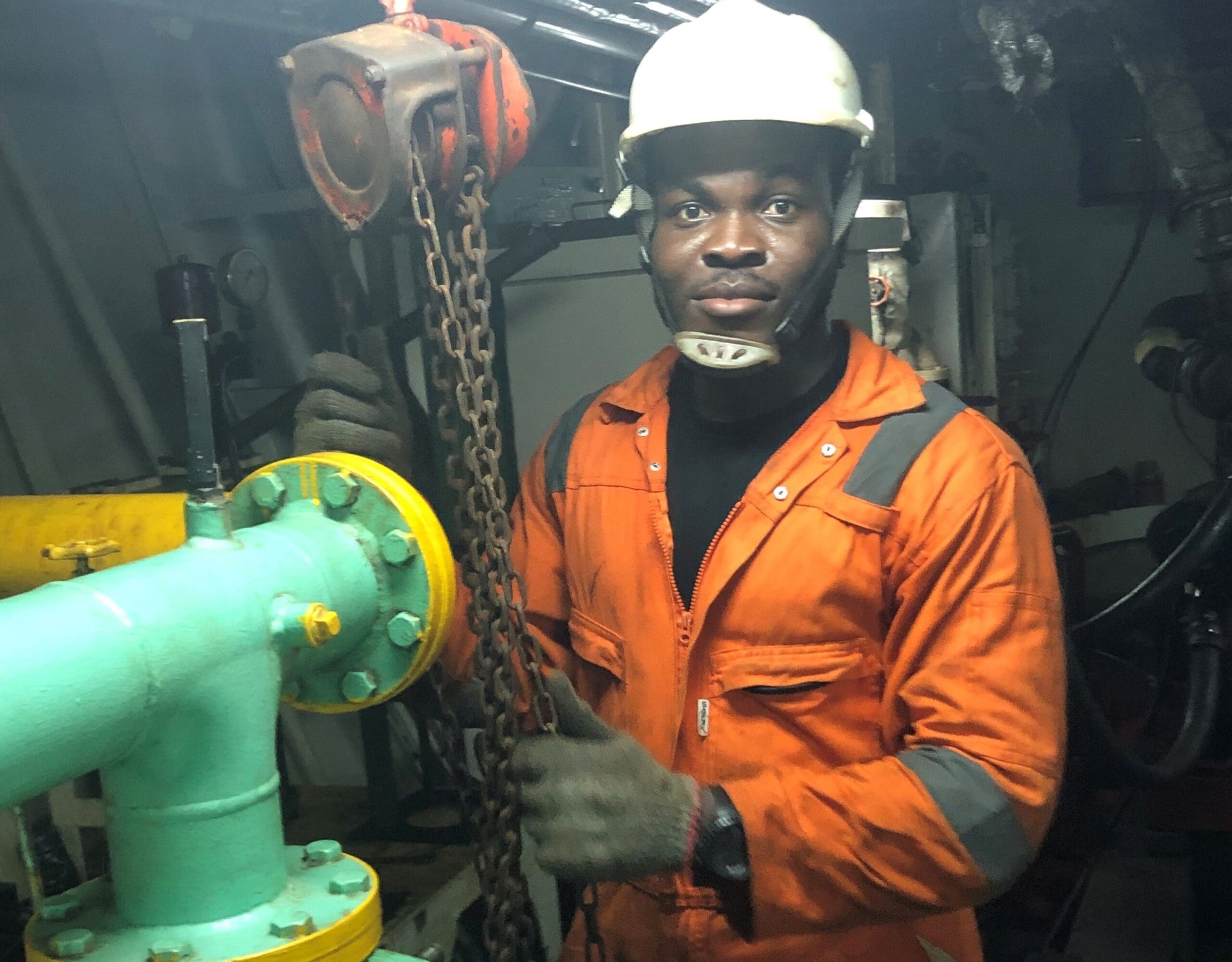 Full life of an engine cadet in marine engineering - The Field Engineer